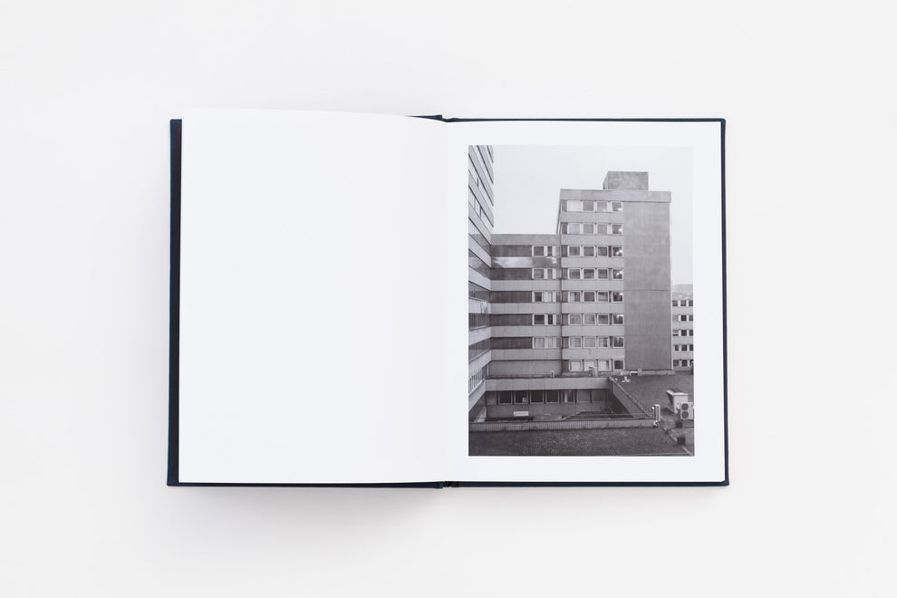 HORIZONT / Michael Ashkin – TIS books