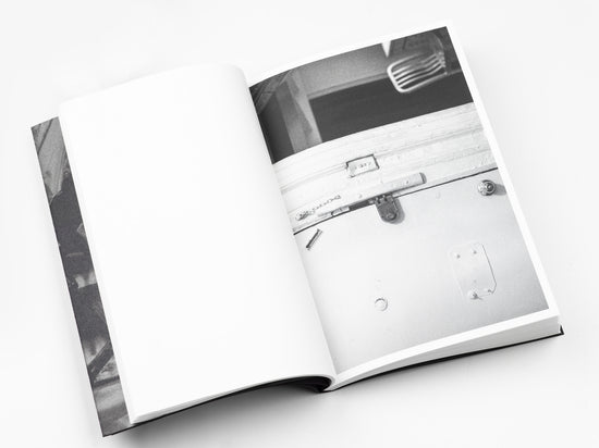 Black Threads from Meng Chiao / Justine Kurland, John Yau – TIS books